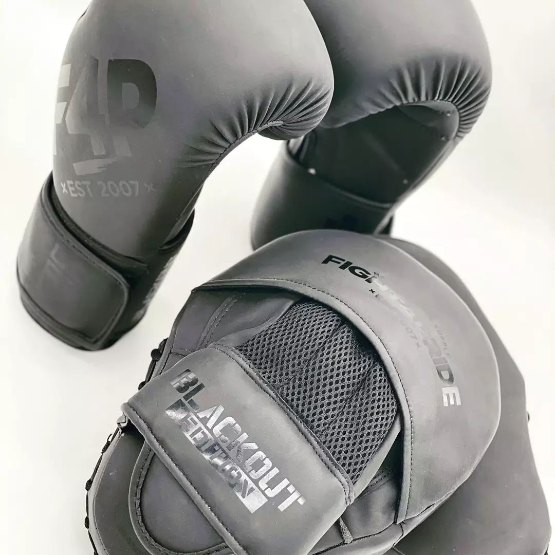 F4P Blackout Edition – FIGHT4PRIDE Store